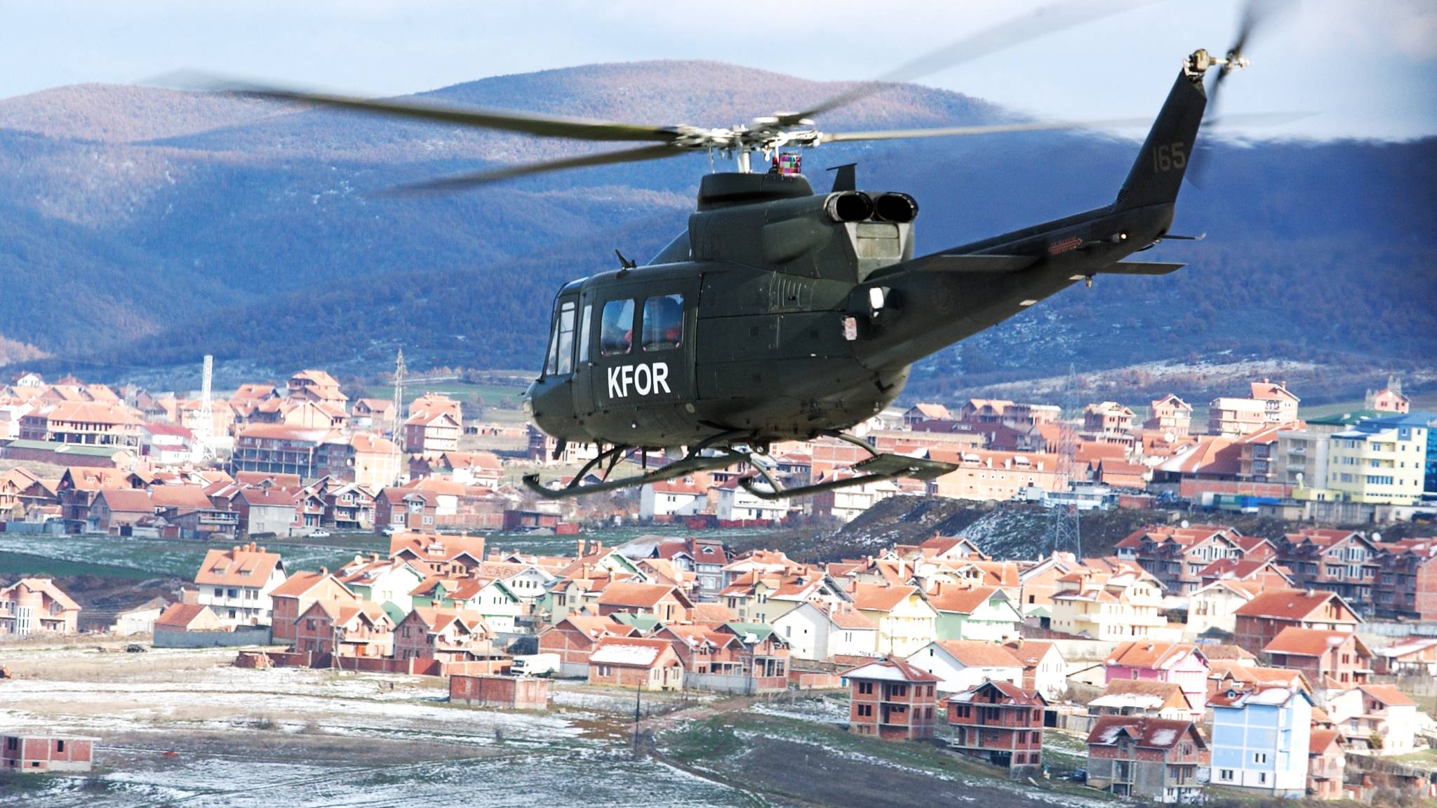 150 000 timer med Bell 412 - Forsvaret