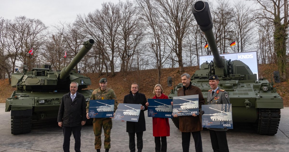 Norges nye stridsvogner rulles ut - Forsvaret