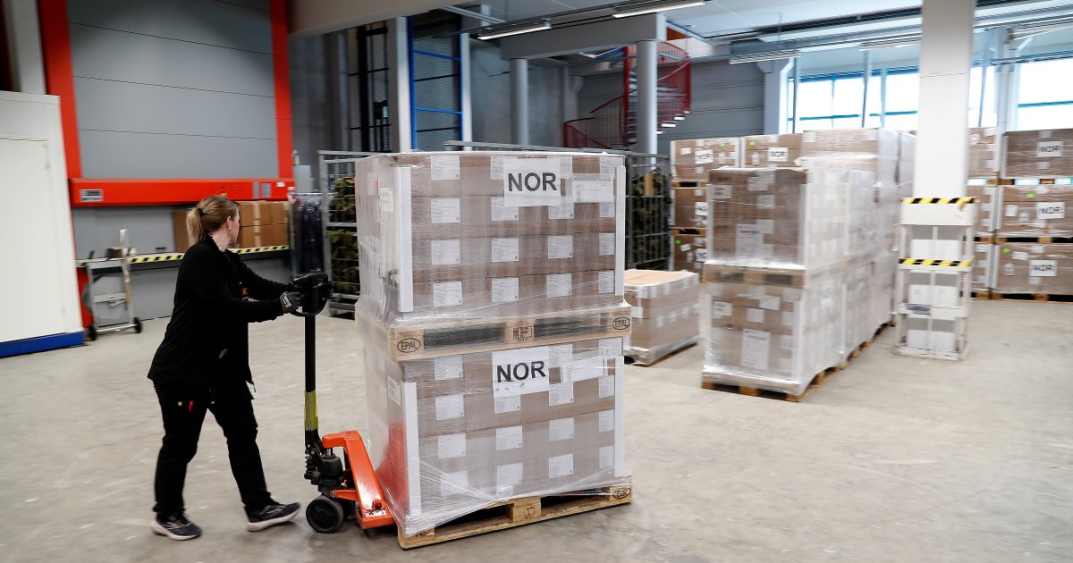 Rydder lagrene for å gi plass til nytt materiell - Forsvaret