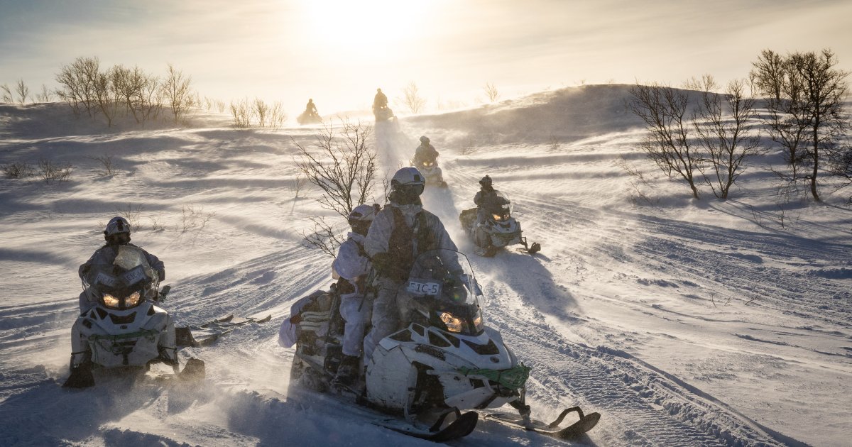 NATO key leaders visit Norway–Russia border - Forsvaret