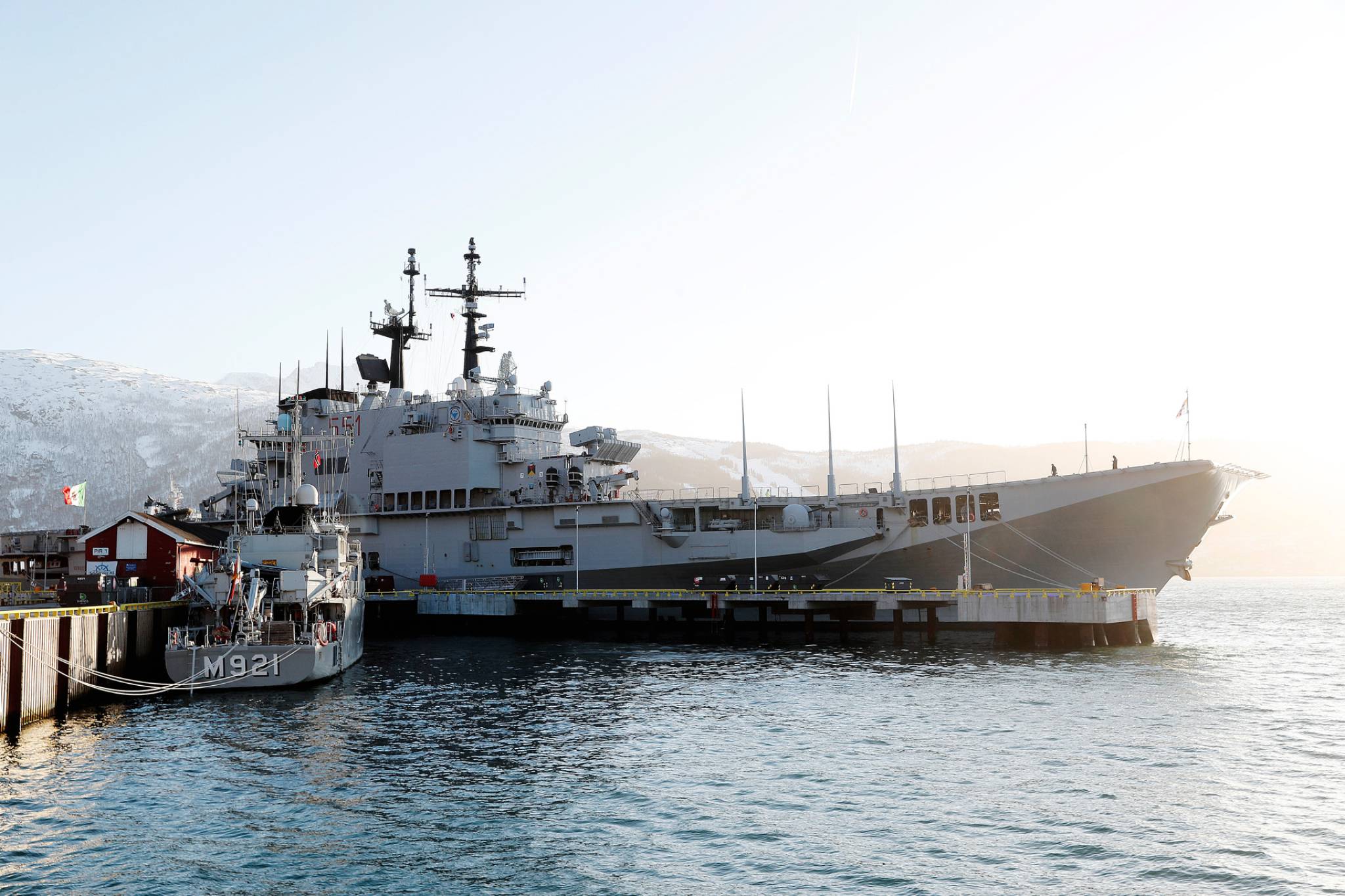 24 March: Experience air assault with helicopters from Italian aircraft ...