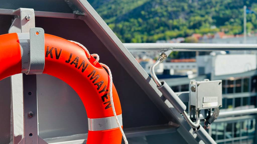 Kystvakten bidrar med det vi kan - der vi kan - Forsvaret